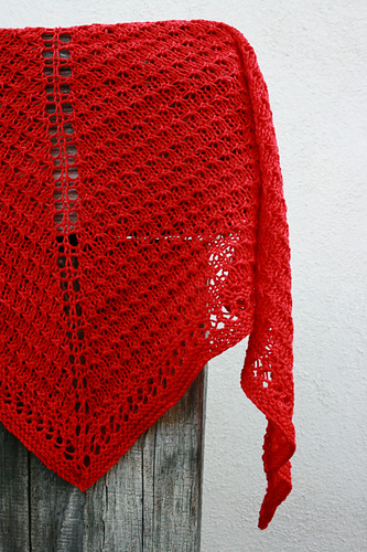 Ravelry: Cherry Surprise pattern by Preita Salyer