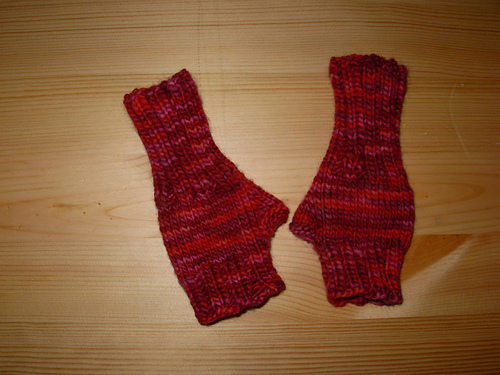 Ravelry: Easy Half Mitten 106 pattern by Michelle Porter
