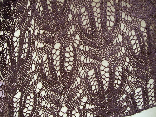 I was wondering if anyone knows how to make this stitch pattern or if there's any stitches ...