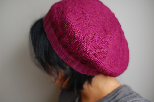 Ravelry: lightweight raspberry beret pattern by Laura Chau