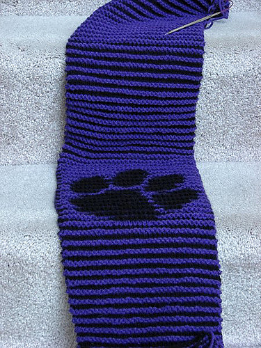 Ravelry: Paw Print Illusion Knit pattern by Kimberly Kwon