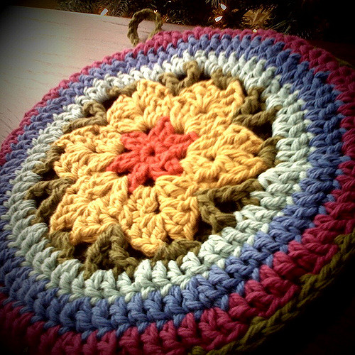 Ravelry: Disc-Disc pattern by Sara Delaney