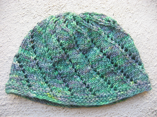 Ravelry: November Hat pattern by Lucia Tedesco