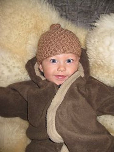 Ravelry: Acorn Cap pattern by Jazmin Hooijer