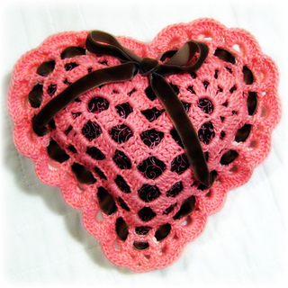 Ravelry: Heart Pin Cushion and Card with Tutorial pattern by Viktoria ...