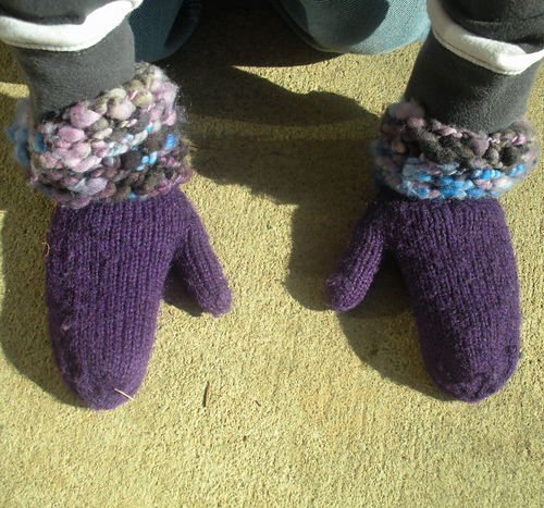 Ravelry: jinniver's Jeffrey's Funky Mittens