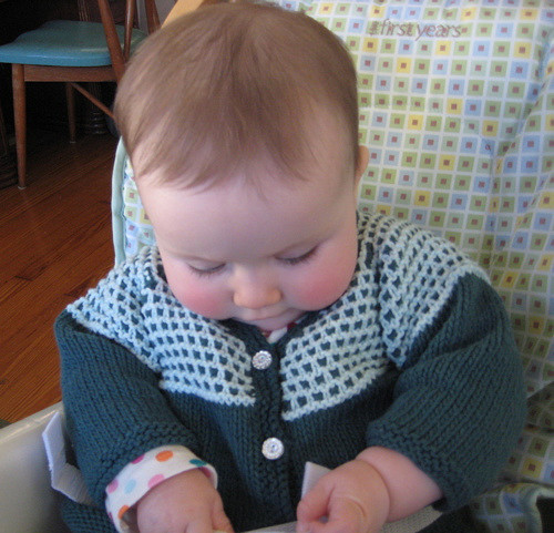 Ravelry: bumpy jacket & hat pattern by Fawn Pea