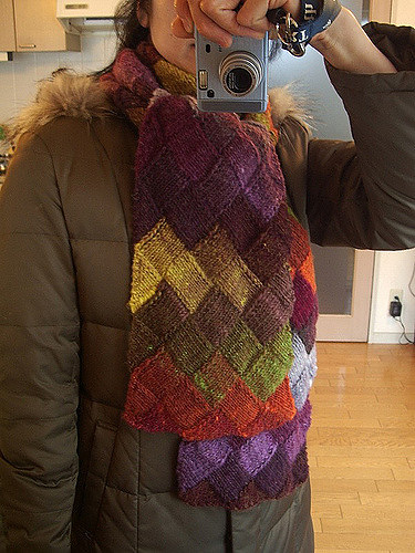 Ravelry: Entrelac Scarf pattern by Allison LoCicero