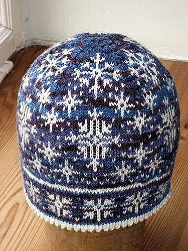 Ravelry: Inga Snöflinga hat pattern by Johanne Landin