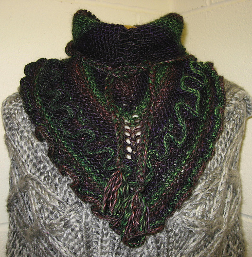Ravelry: Oyster Scarf pattern by Jenny Rayner