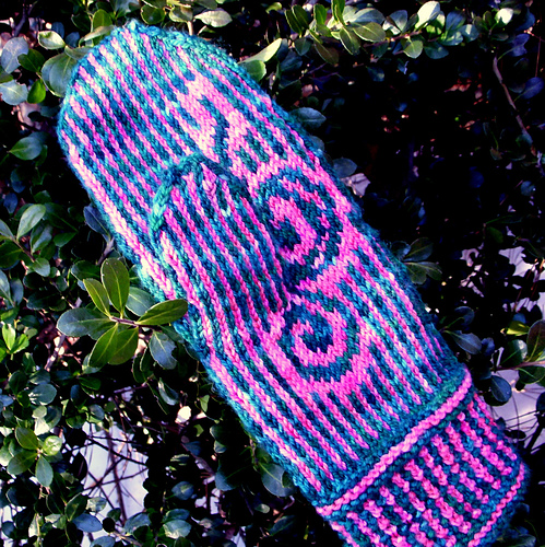 Ravelry: Swoosh pattern by Jana Van Wyk