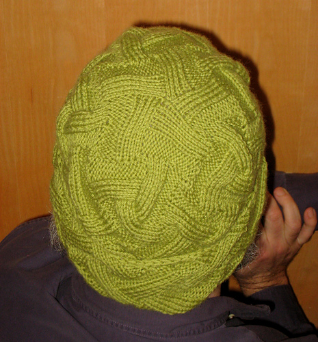 Ravelry: yarnover's Hounds-tooth entrelac hat
