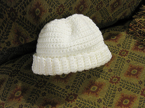 Ravelry: Preemie Stocking Cap (crochet) pattern by Lion Brand Yarn