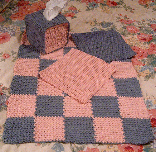 Ravelry: Check Rug pattern by Bernat Design Studio