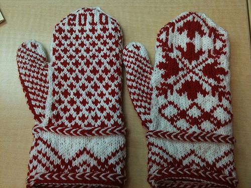 Ravelry: O Canada Mittens pattern by Vicky Taylor-Hood