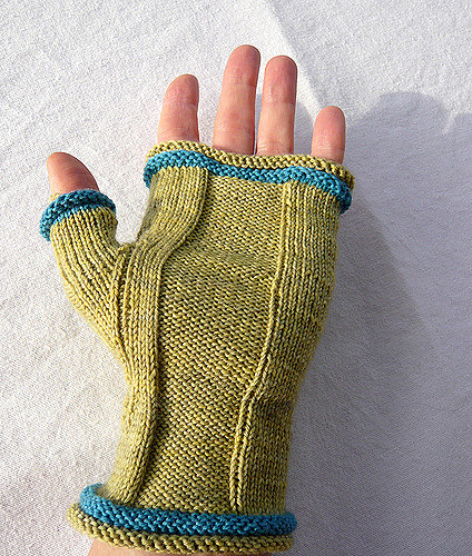 Ravelry: mio pattern by Åsa Tricosa