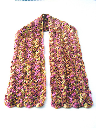 Ravelry: Simple Shell Scarf pattern by Melody Griffiths