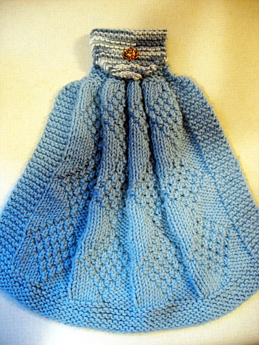 Ravelry: Reverse Diamond Towel pattern by Vaunda Rae Giberson