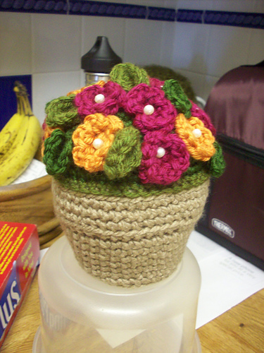 Ravelry: Amigurumi Potted Plant pattern by Lion Brand Yarn