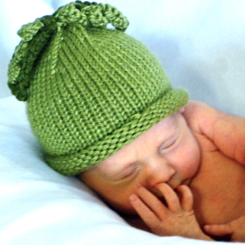 Ravelry: sweet-pea in a pod hat pattern by Natalie Larson