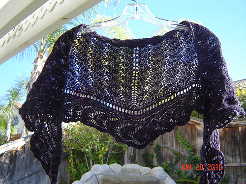 Ravelry: Flyleaf Shawlette pattern by Michelle Miller