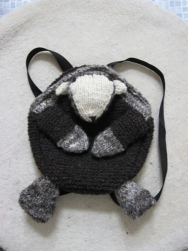 Ravelry: Baa Baa Backpack: Have you any wool? pattern by Jacqueline van ...