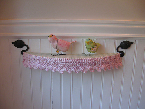 Ravelry: Lace Shelf Edging pattern by Debbie Bliss