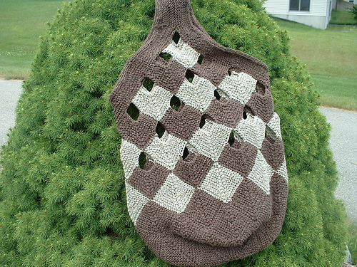 Ravelry: Net Duffel Bag pattern by Vivian Høxbro