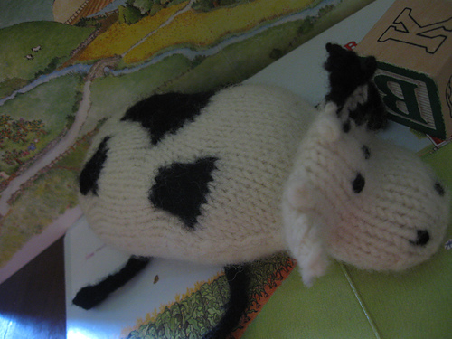 Ravelry: Bean Cow pattern by Wendy P