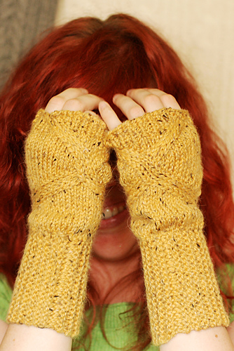 Ravelry: Swerve pattern by Lee Meredith