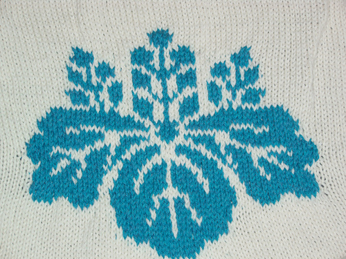 Ravelry: Damask pattern by Berroco Design Team