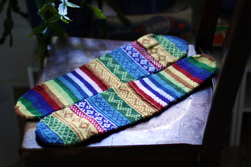 Ravelry: cauchy09's happy mittens!
