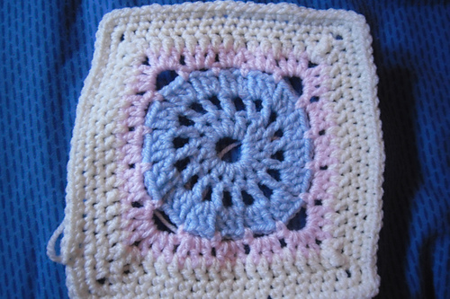 Ravelry: Wagon Wheel Square pattern by The Crochet Collection