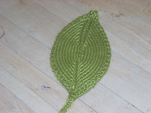 Ravelry: Magnolia Leaf Bookmark pattern by Evelyn Uyemura