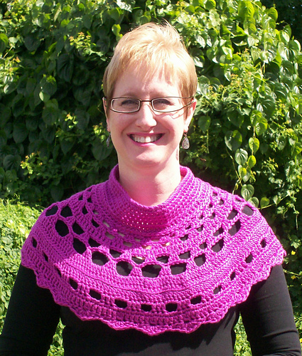 Ravelry: Still of the Night Collared Capelet pattern by Cathy Dipierro