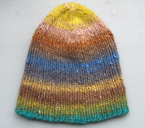 Ravelry: Simple Ribbed Hat pattern by Haley Waxberg