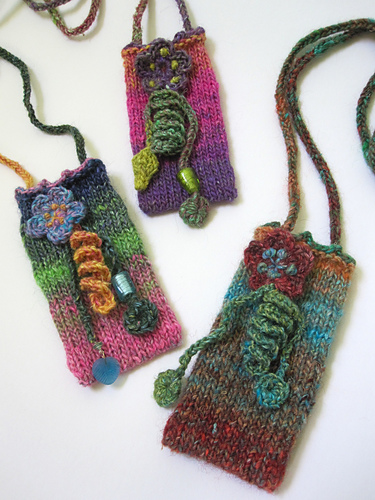Ravelry: Bella Cell Phone Pouch pattern by Mimi Kezer