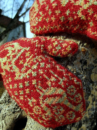 Ravelry: 35 x 35 mitten chart pattern by Jessica Tromp