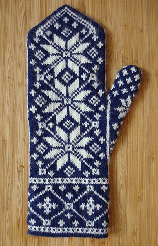 Ravelry: Polaris pattern by Rebecca Blair