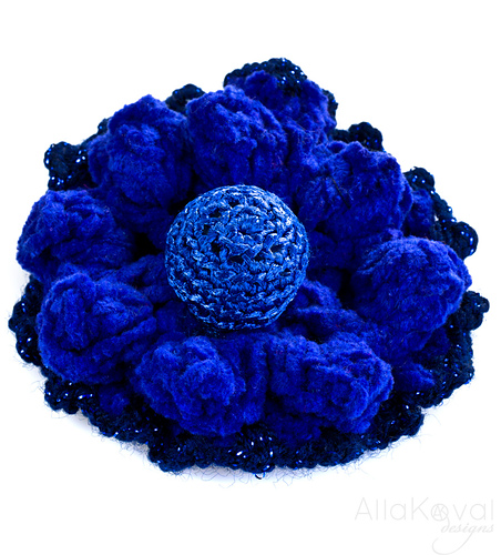 Ravelry: Royal Blue Mom & Me. Crocheted Flower Pins pattern by Alla Koval