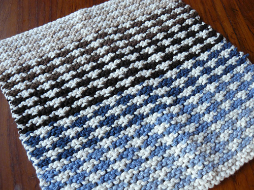 Ravelry: Clover Tweed Dishcloth pattern by noelle