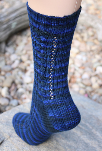 Ravelry: Entwined Socks pattern by Debbie O'Neill