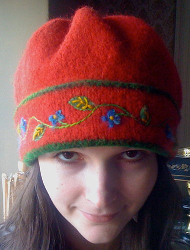 Ravelry: Ann's Red Hat pattern by Martha Marques
