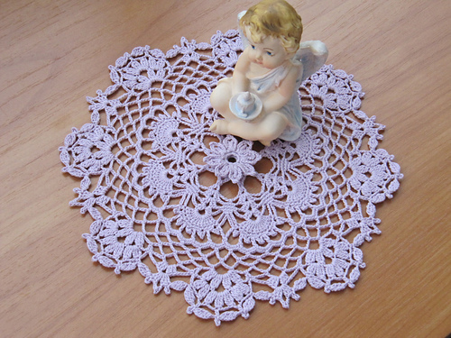 Ravelry: Vintage Charm Antique Doily pattern by Carol Alexander
