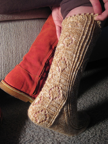 Ravelry: Lantern Socks pattern by Star Athena