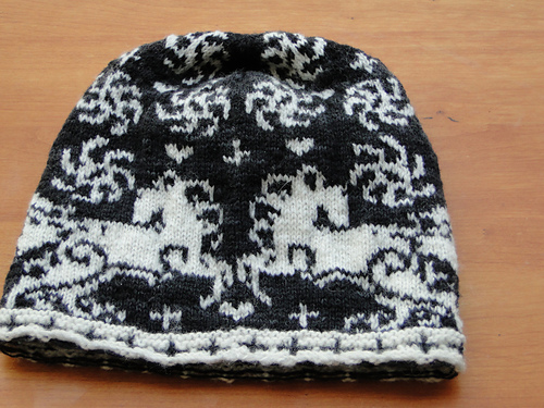 Ravelry: Curly Horse Hat pattern by Cindy Craft