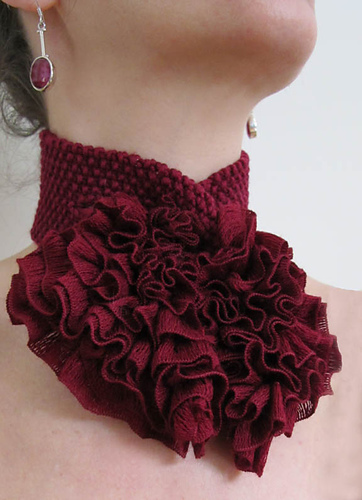 Ravelry: Wine & Roses Neck Ruffle pattern by Ellen Rodgers