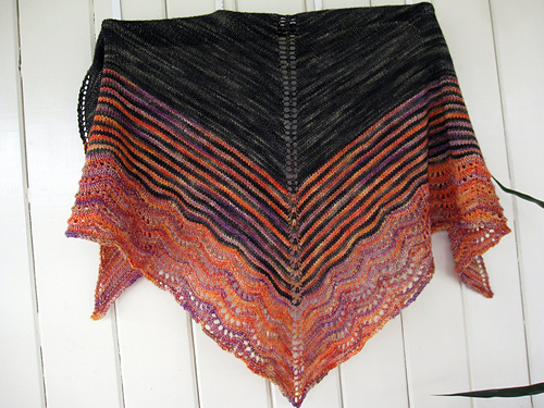 Ravelry: 9crafty11's Autumn Scalloped Shawl - 3rd shawl