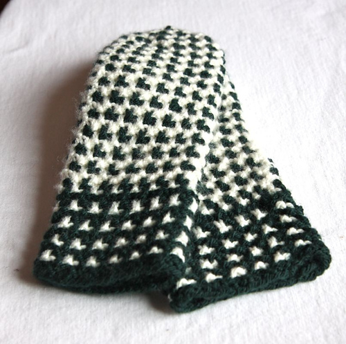 Ravelry: ItalianDishKnits' Spartan Mittens