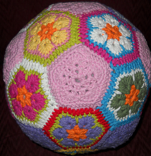 Ravelry: scrappingal57's African Flower Soccer Ball